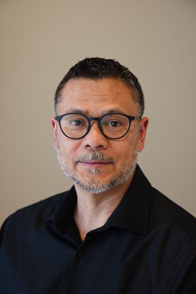 Dr.Phillips-Hing | Psychologist1 :: Dr. Martin Phillips-Hing
